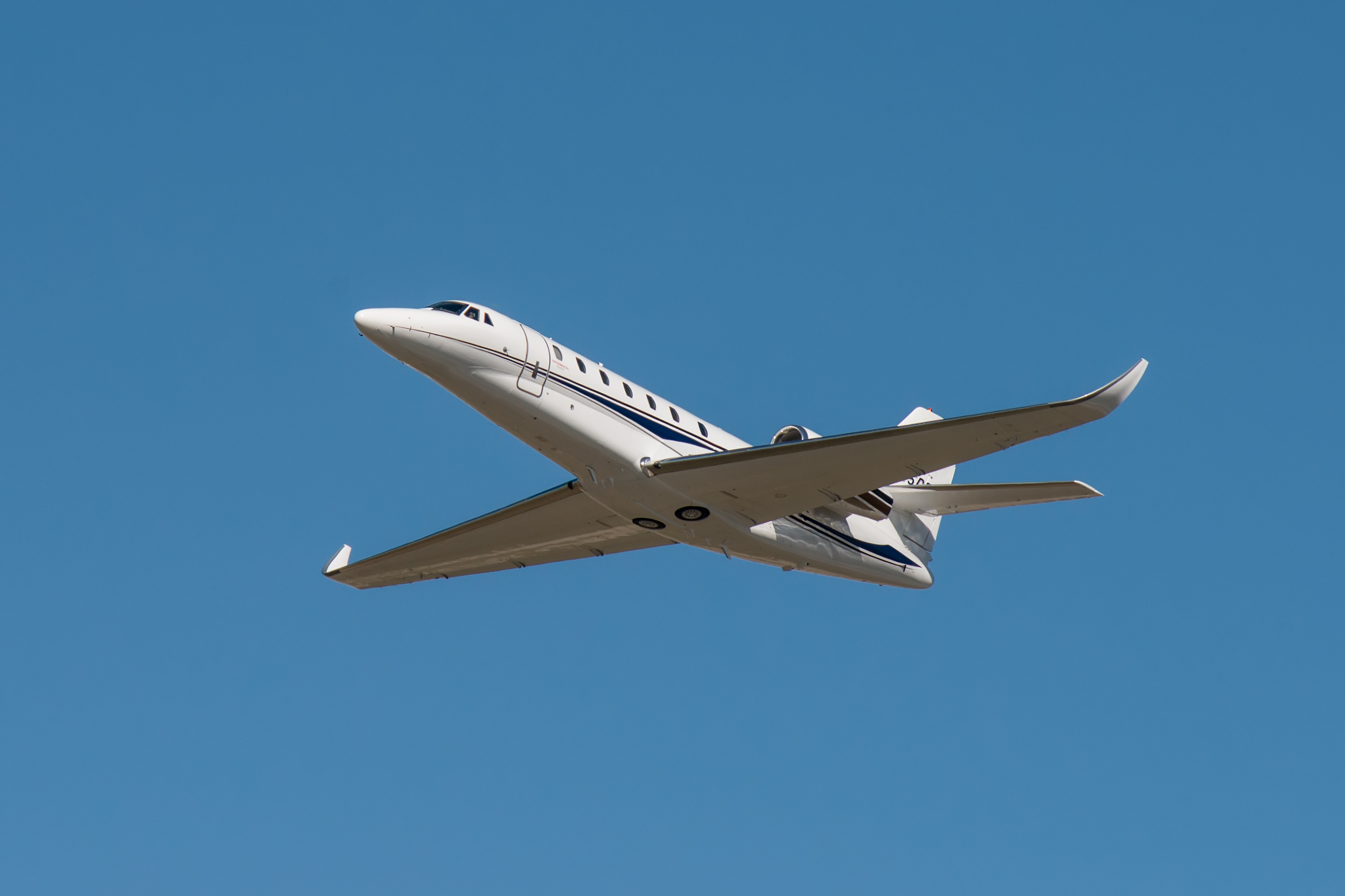Duncan Aviation Installs Winglet Technology’s Transitional Winglet ...